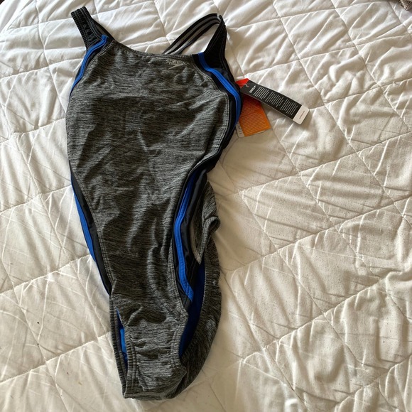 Speedo | Swim | Speedo 6 Quantum Splice Heather One Piece Swimsuit Gray ...